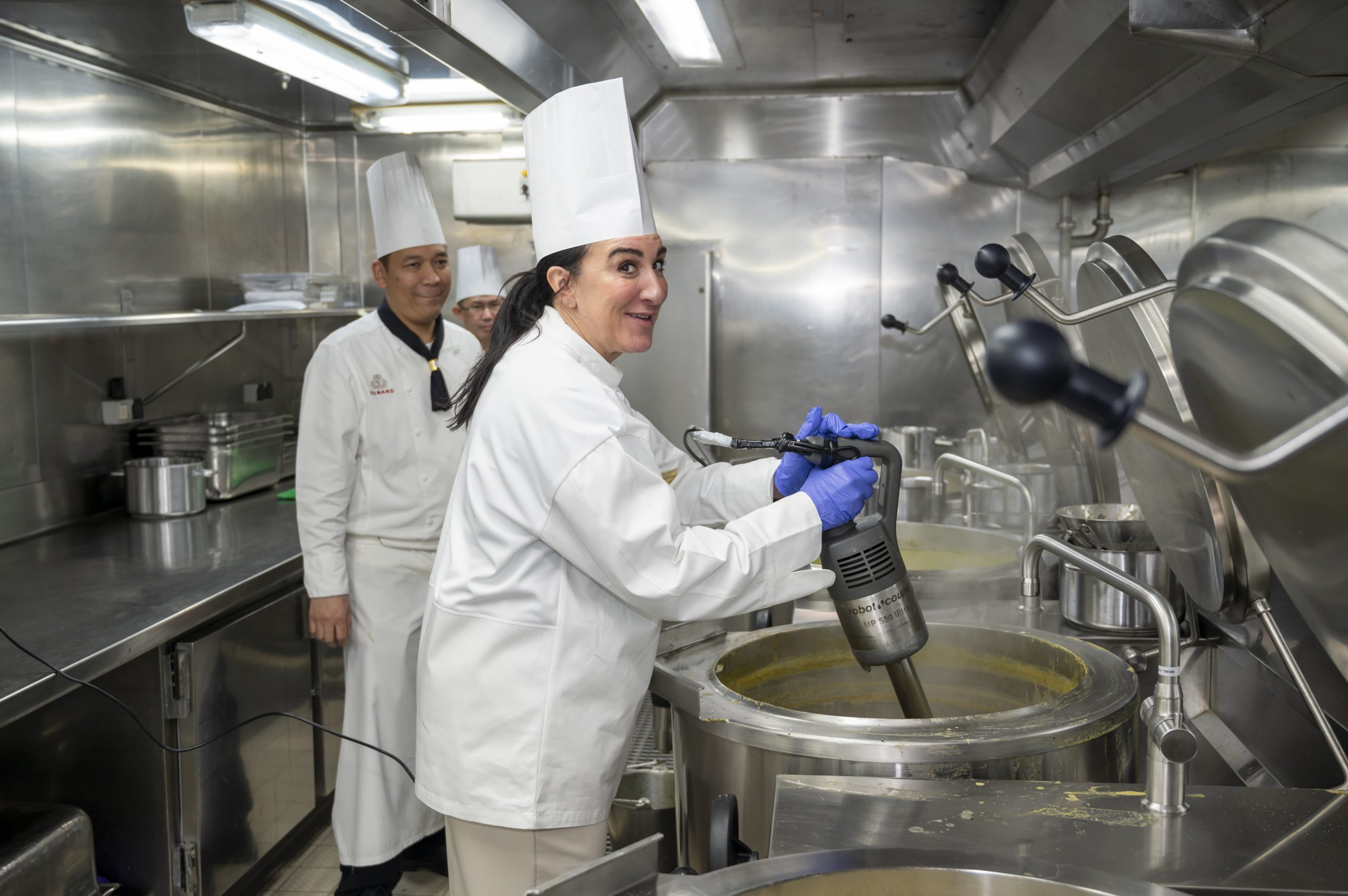 Back to the floor on Queen Mary 2 – Cunard Careers
